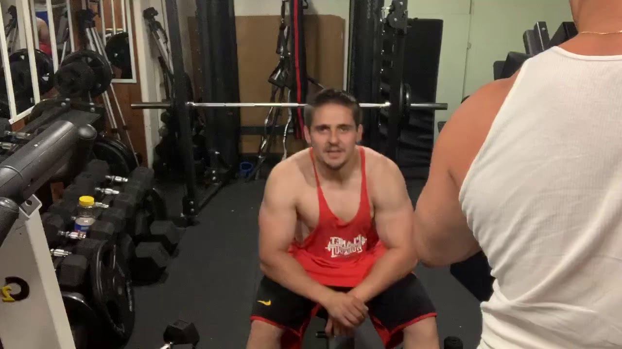 Vlog 93 — Gun Show Saturday — Arm workout - YouTube