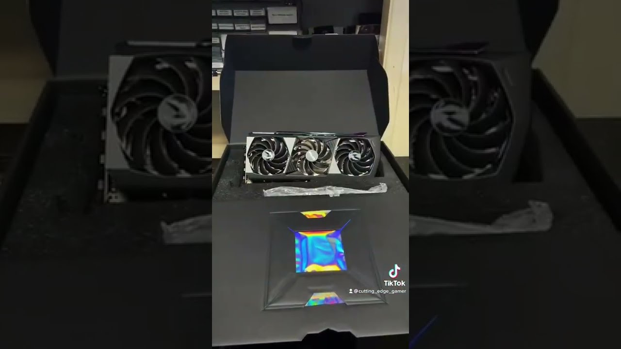 Unboxing and Installing the ZOTAC RTX 3090 Ti AMP EXTREME HOLO GAMING ...