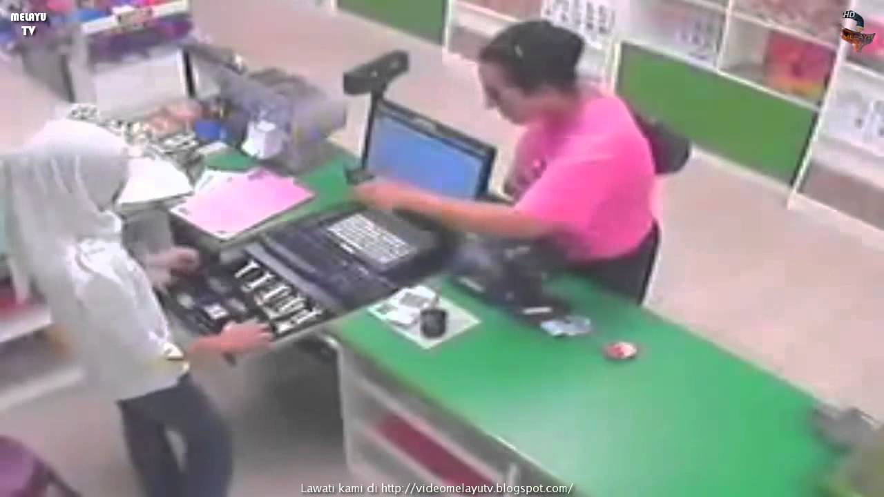 Cara Mudah 'Magic Trick' Rompak Duit Depan Mata Dua Cashier Sekaligus ...