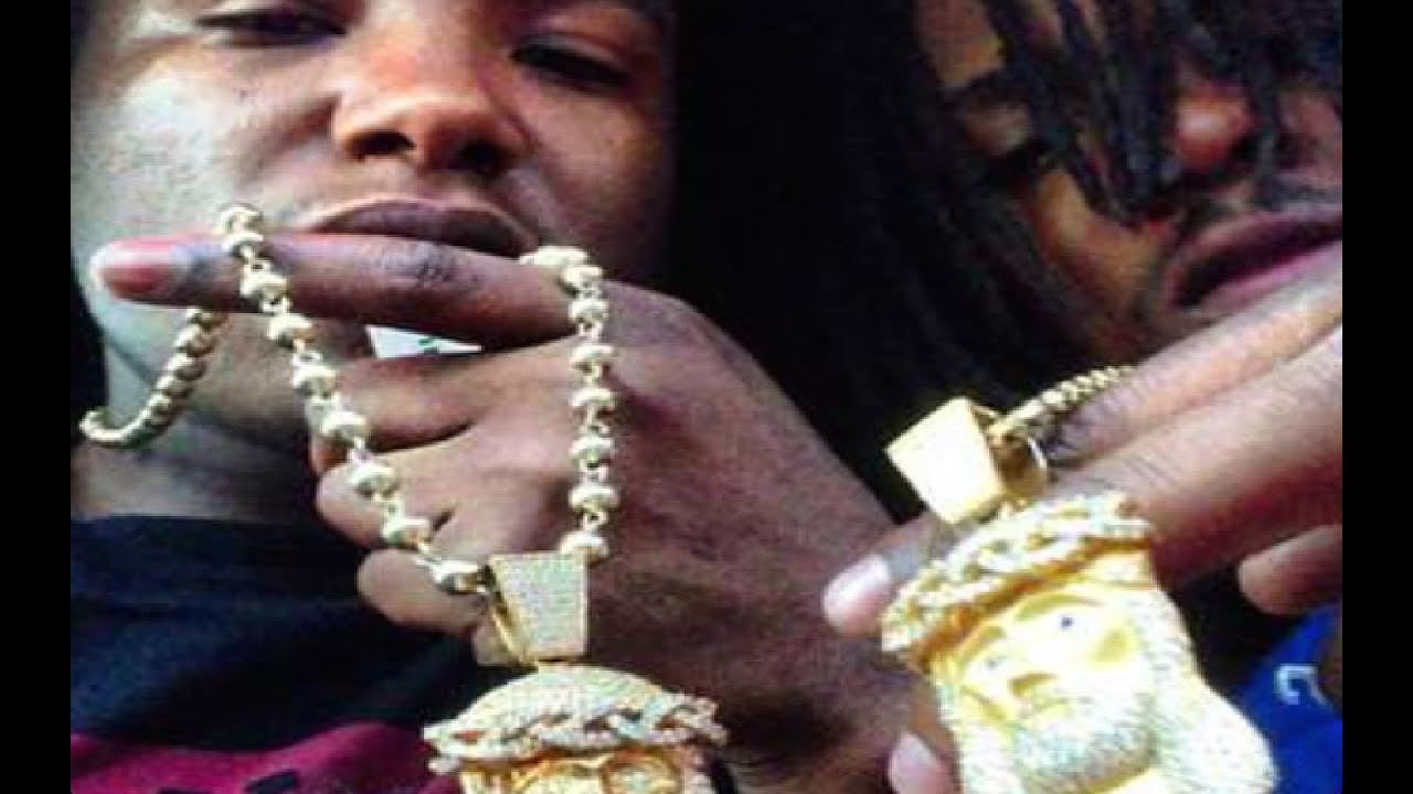 Lil Durk Clowning On Chief Keef with "Capo" Who Got His Chain Snatched ...