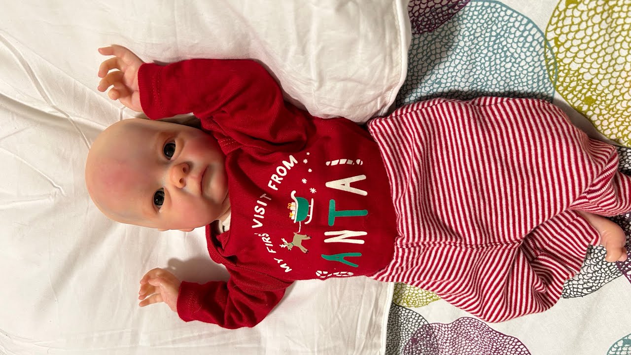 Reborn baby Tink Gets changed - YouTube