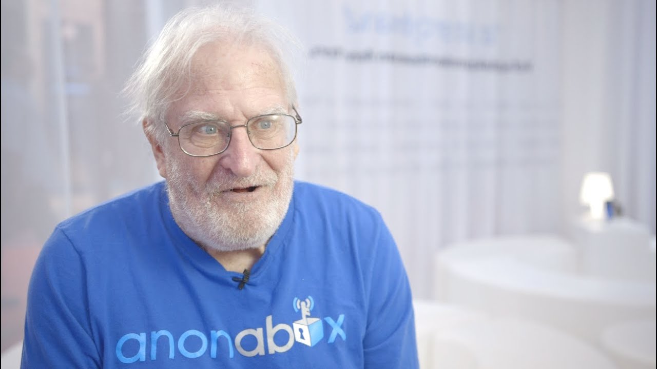 Captain Crunch blikt terug op hackcarrière - YouTube