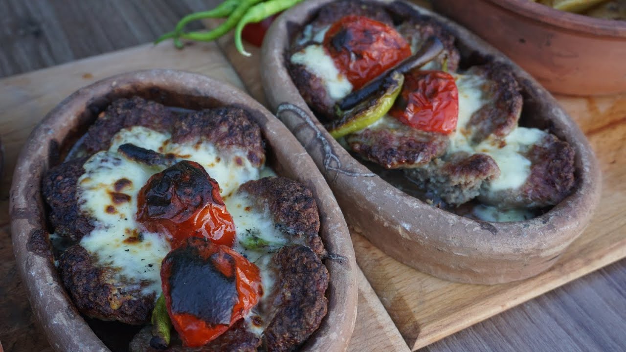 ODUN FIRININDA KAŞARLI KİREMİT KÖFTE - YouTube