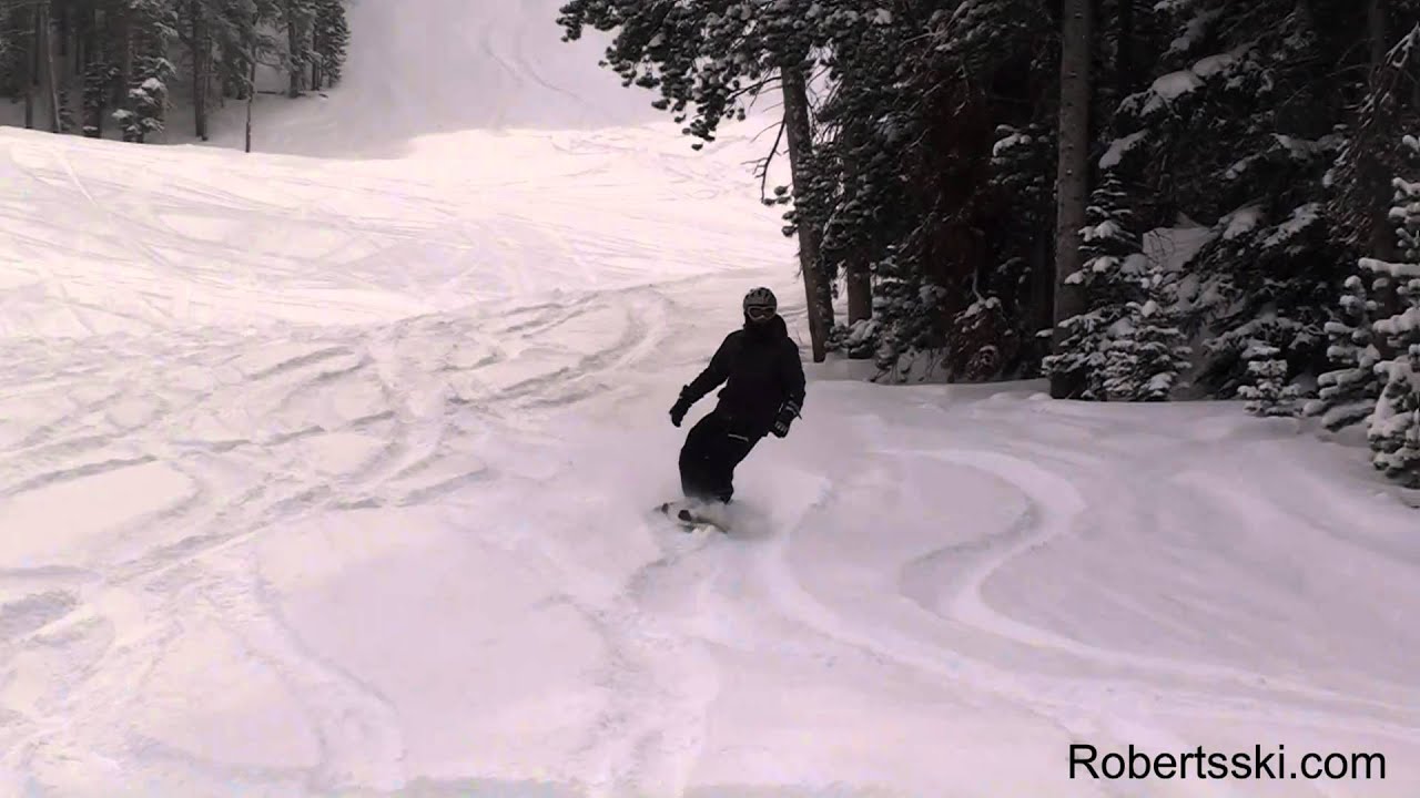Snowboard short radius turns in powder lesson - YouTube