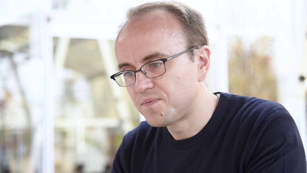 Work in Japan: Michael - Data Scientist of GRID INC. - YouTube