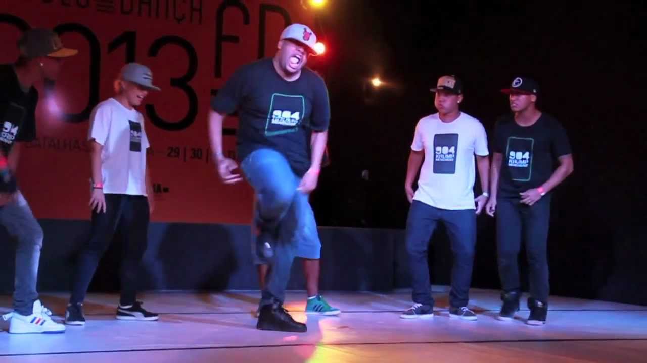 904 Krump Movement - Open Session at "FAVELA EM DANÇA" - YouTube