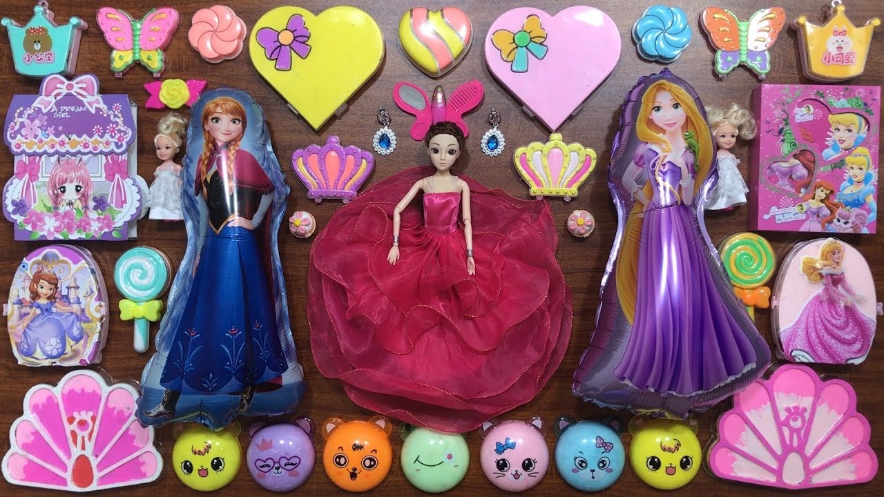 DISNEY PRINCESS Slime | Mixing Makeup and Beads into Clear Slime ...