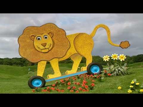 The Lion and the Bear But in Reverse with Subtitles! (RE-UPLOAD)
