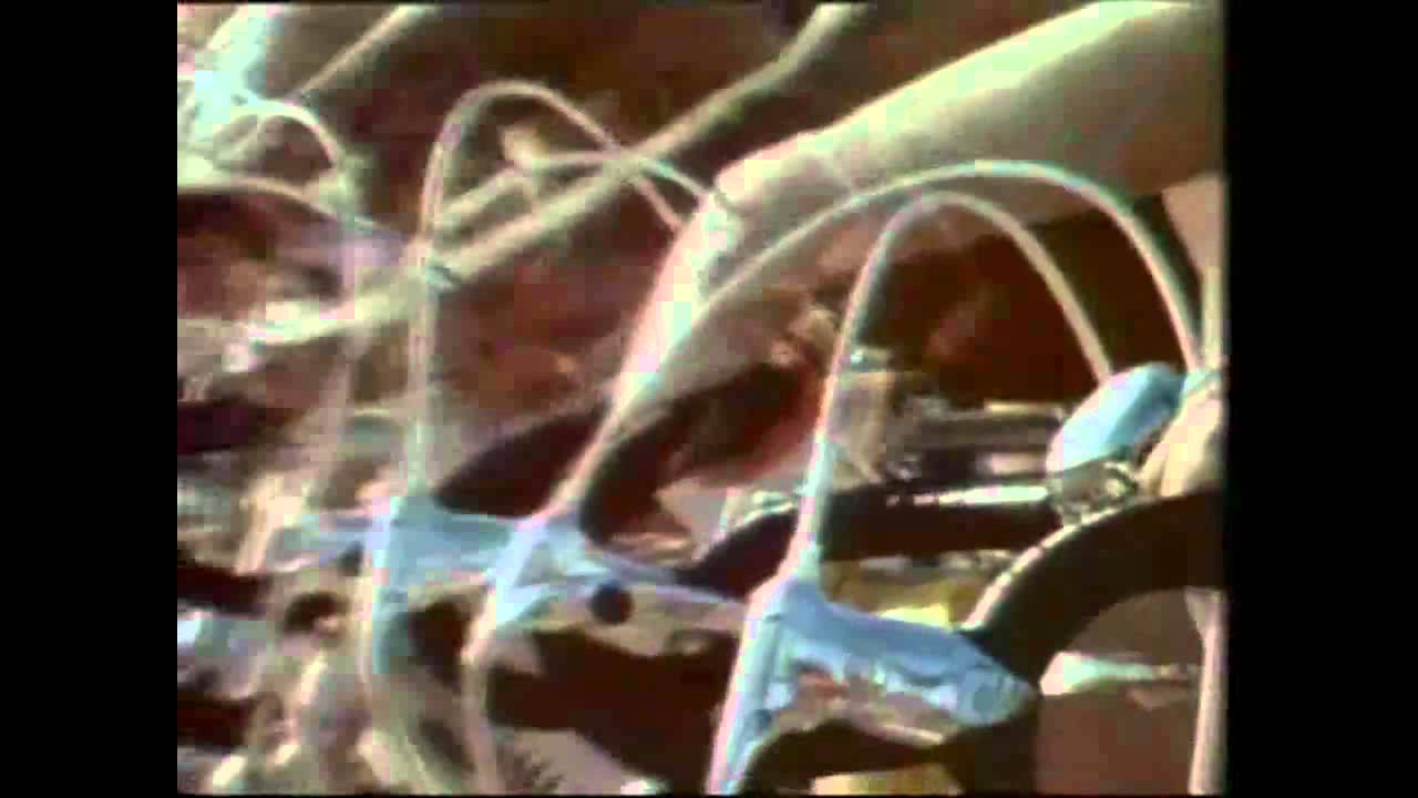 Queen - Bicycle Race HD - YouTube