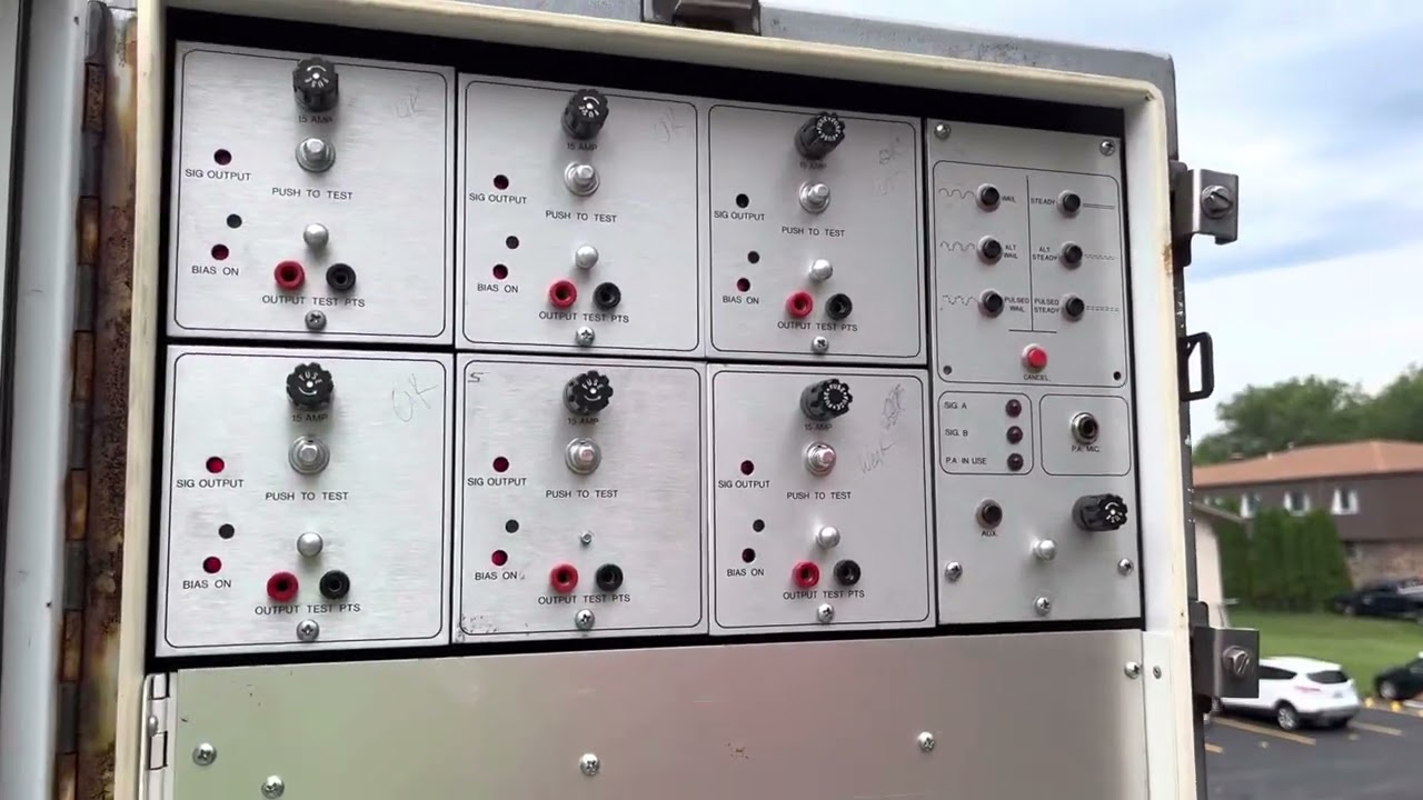 Federal Signal EOWS 115 Growl - YouTube