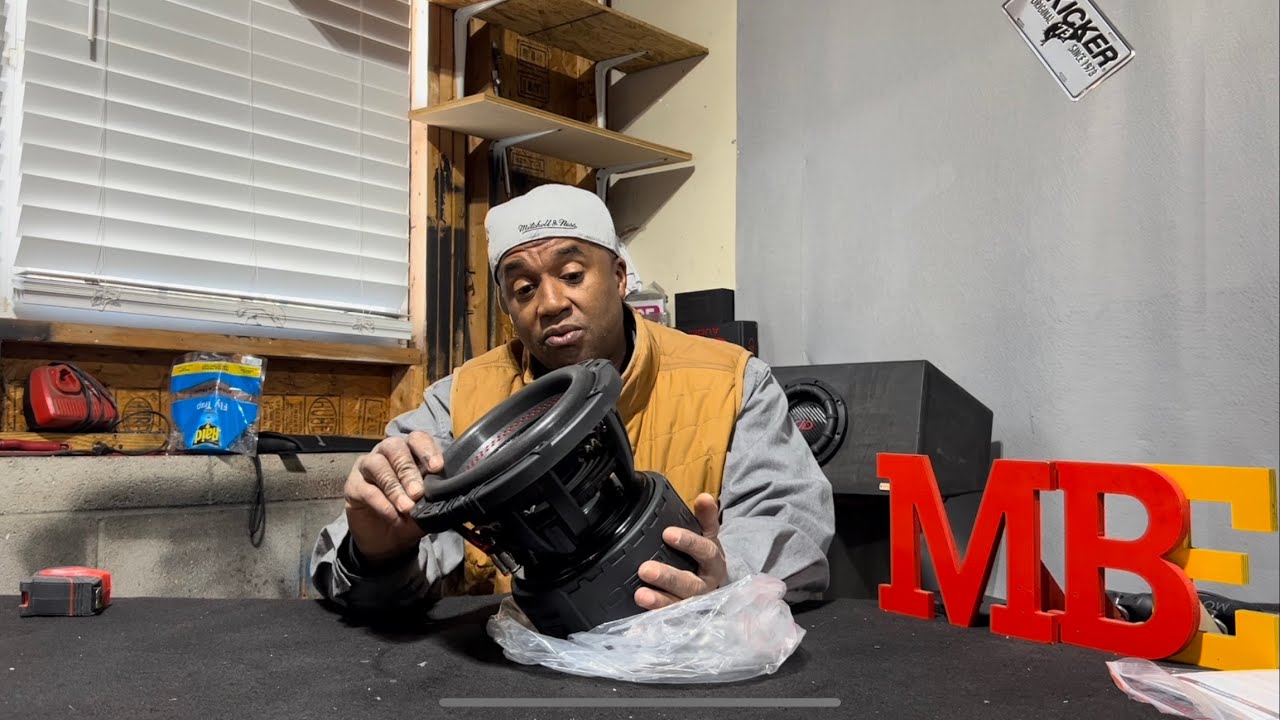 Unboxing the DB Drive Audio G7 8” d2!!! @DBDriveCarAudio - YouTube
