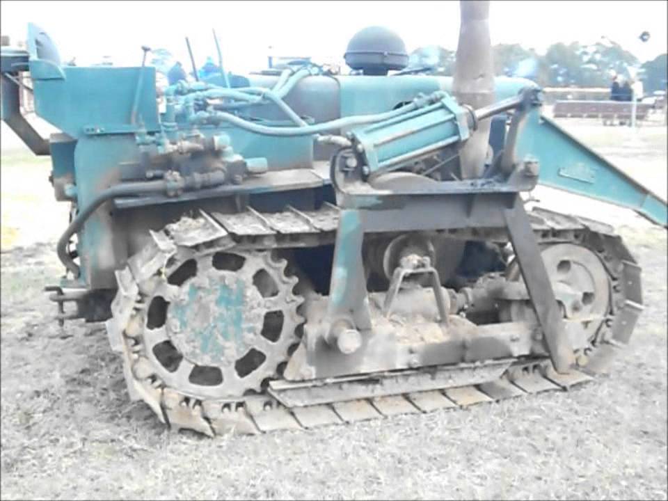 Heyfield Vintage Rally; Fowler bulldozer/crawler - 18th May 2013. - YouTube