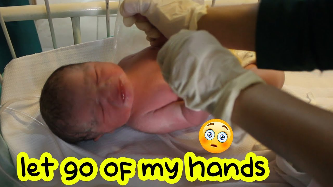 My cute newborn baby feels cold right after birth 😍 #cutebaby - YouTube