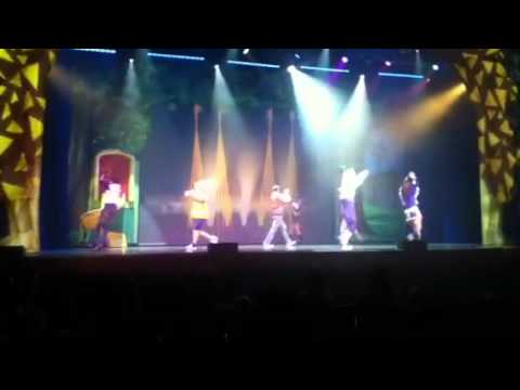 Phineas and Ferb Best Live Tour Ever - YouTube