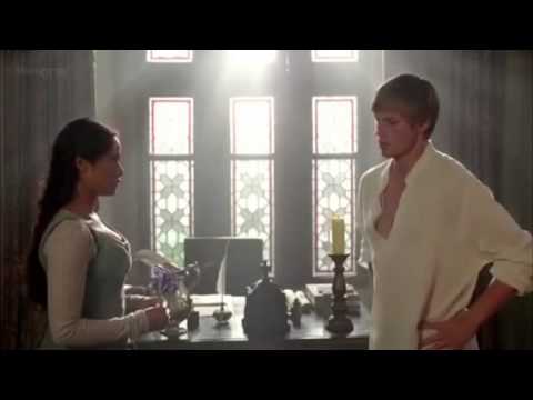 Gwen + Arthur kisses S1-S4 - YouTube