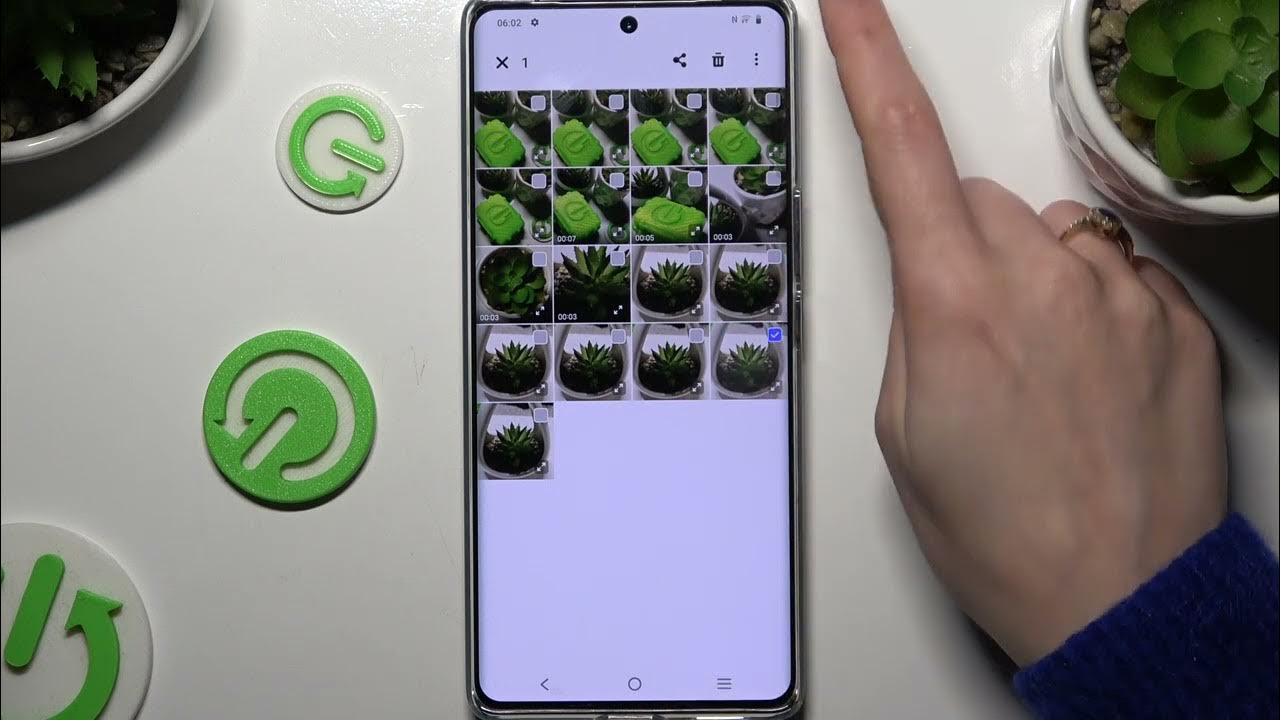 How to Select and Delete Multiple Photos at Once on VIVO V30 – Gallery Settings - YouTube