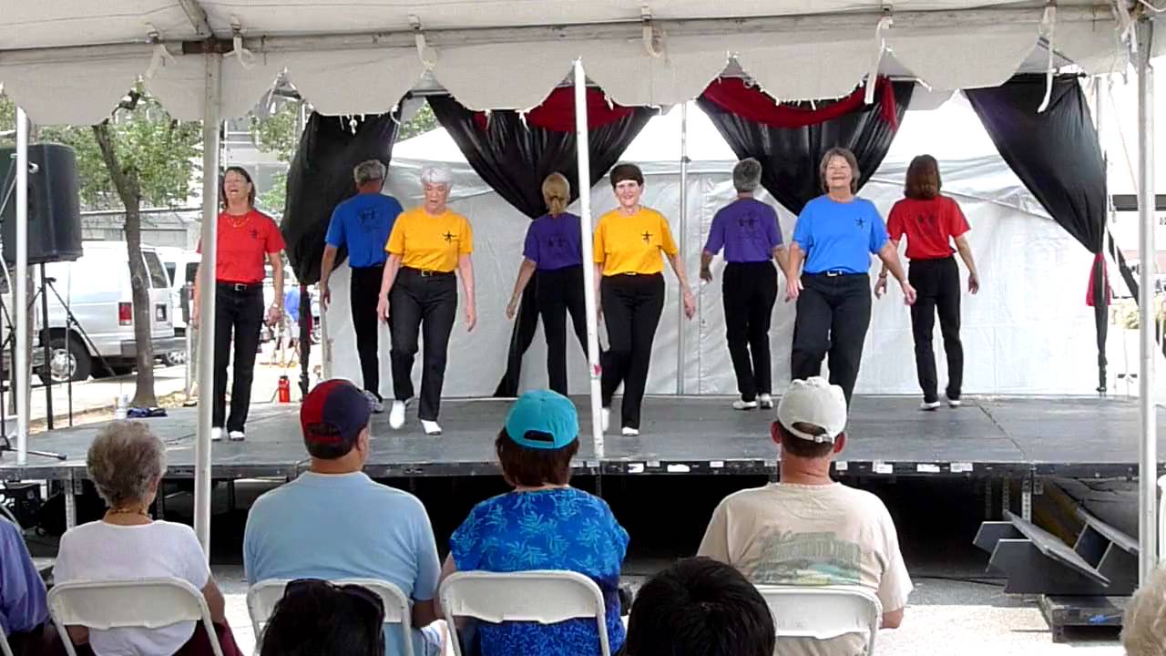 Line dancing Austin, TX - YouTube