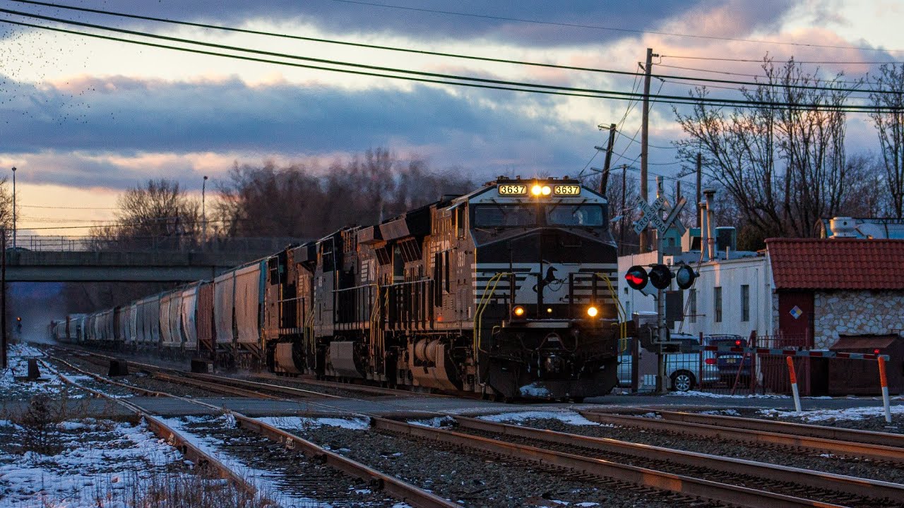 3637 ET44AC Leada Ns K76 Wth/ A Very Friendly Engineer! - YouTube