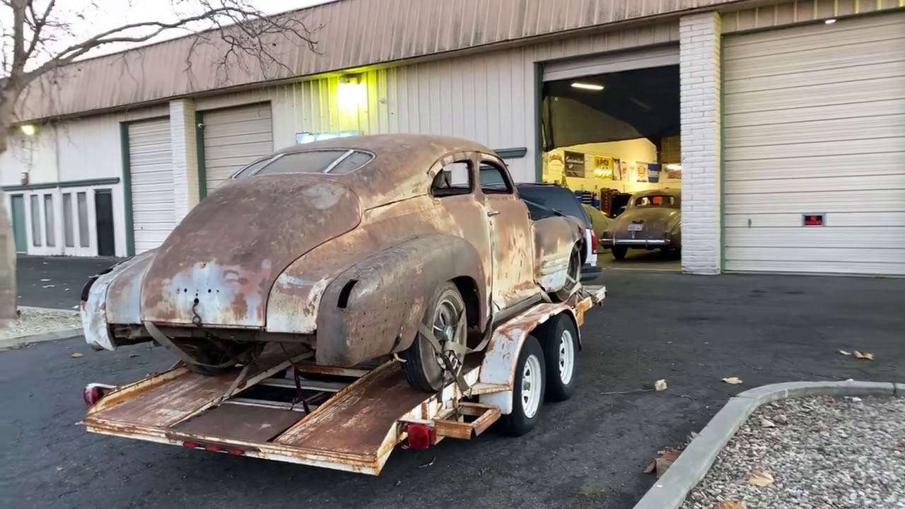 805 Kustoms visit & Cadillac barn find,... ;-) - YouTube