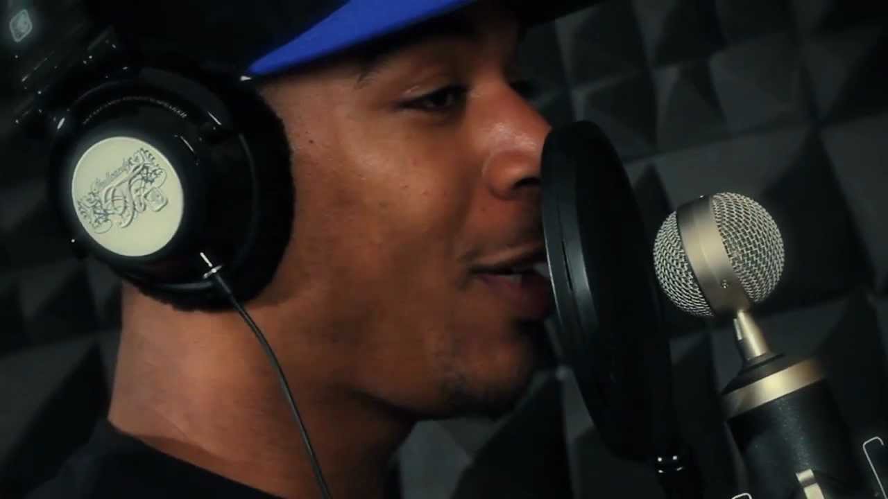 Soulfully, Me "Spotlight" (Music Video) - YouTube