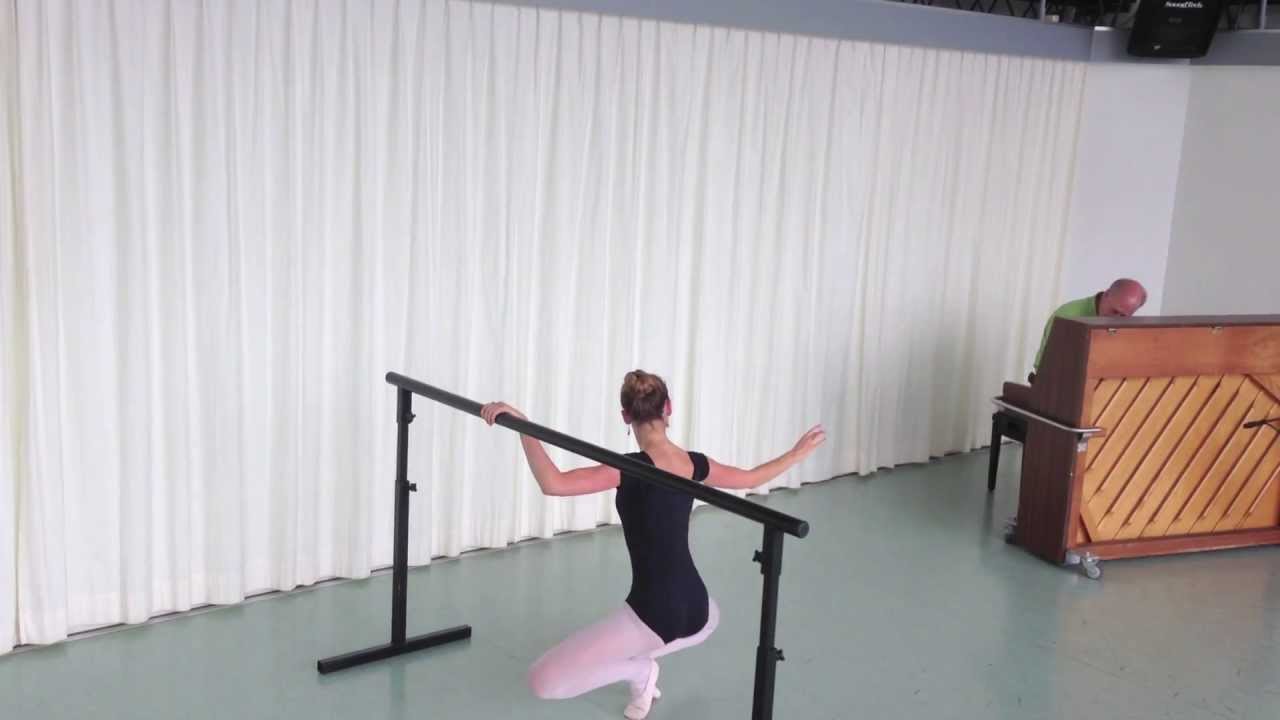 Plie Beginners - YouTube