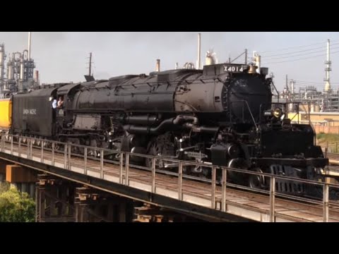 Union Pacific Big Boy 4014 Steam Train Going Home - YouTube