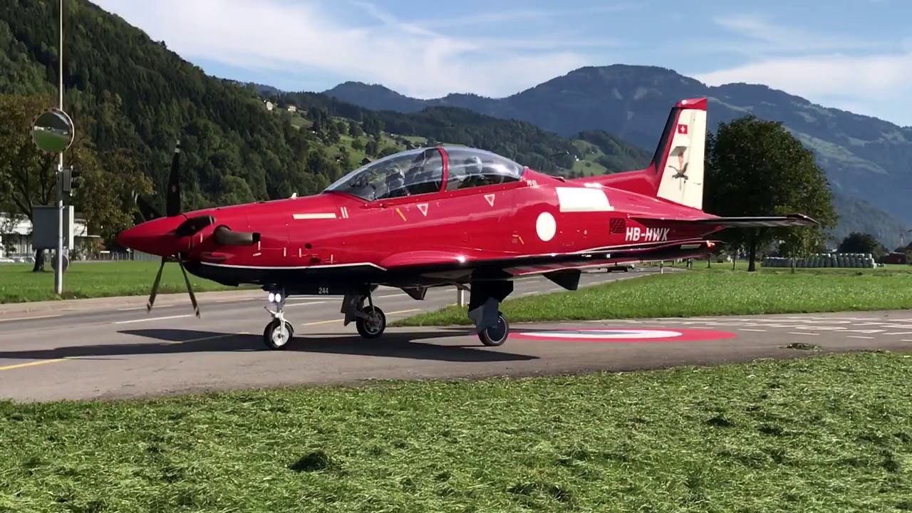 PC-21 Royal Australian Air Force - YouTube