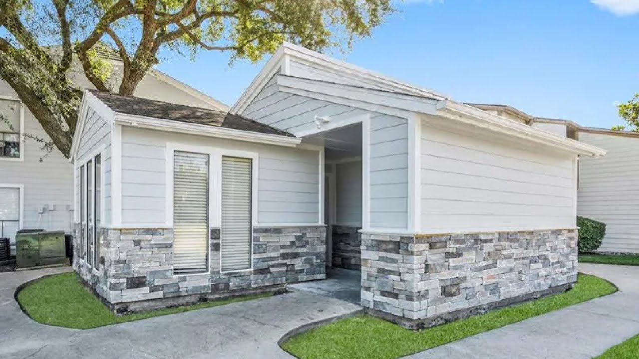 Price Drop $2K Completely Renovated Small House with A Refreshing ...