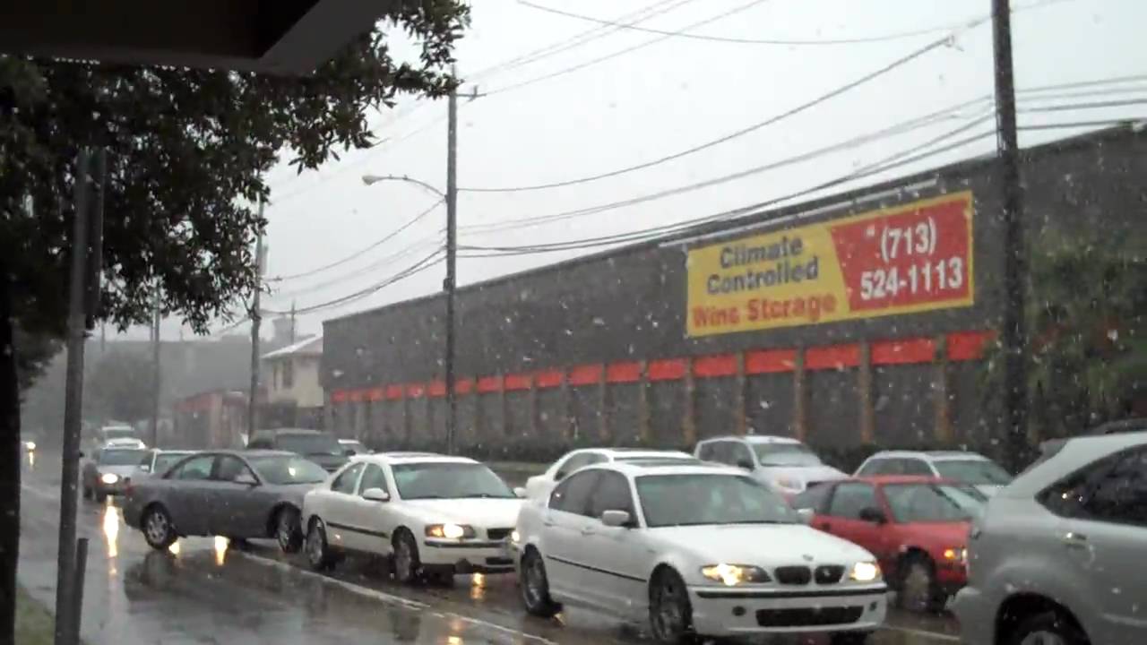 Snow in Houston 2009 - YouTube
