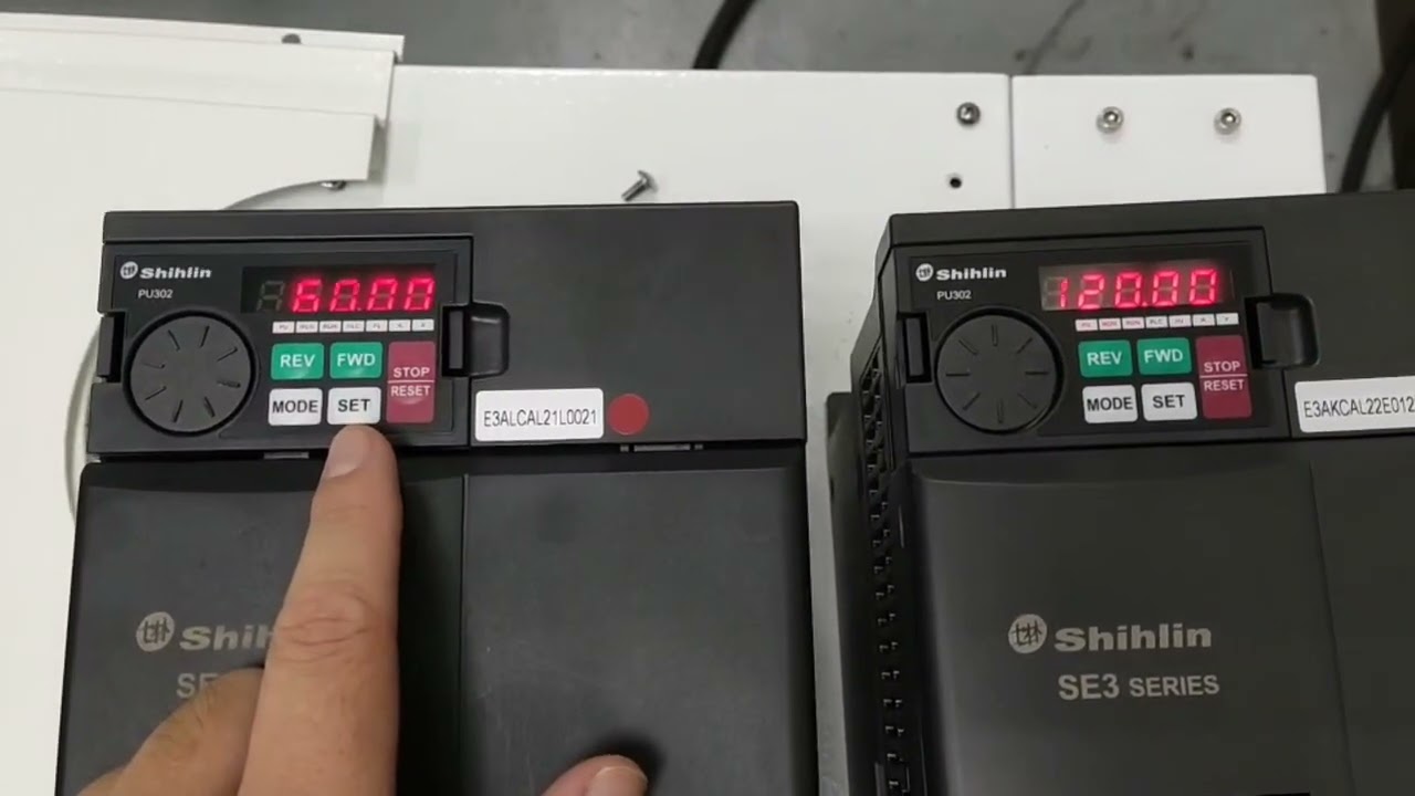 SE3 and Keyence PLC Modbus control - YouTube