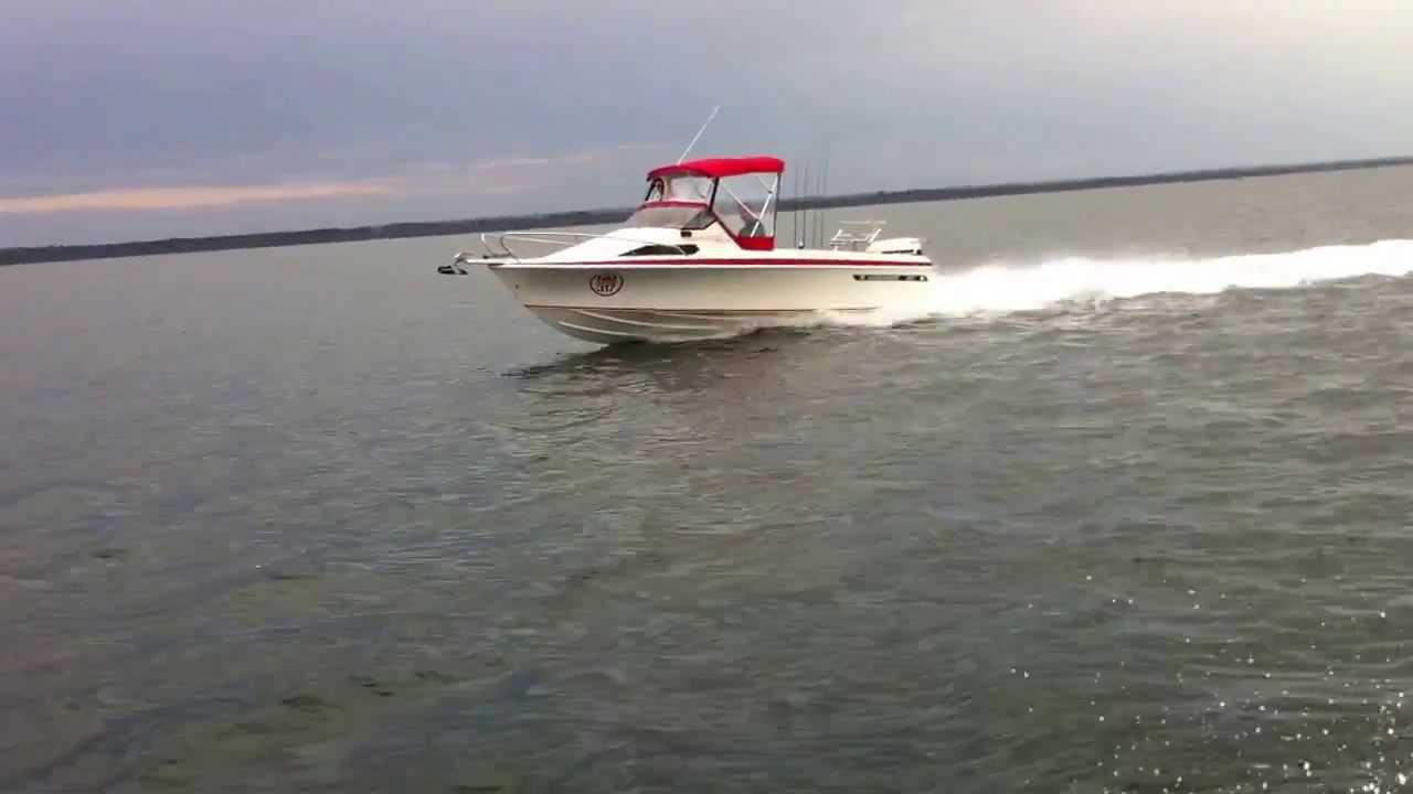 Haines Hunter 560F - YouTube