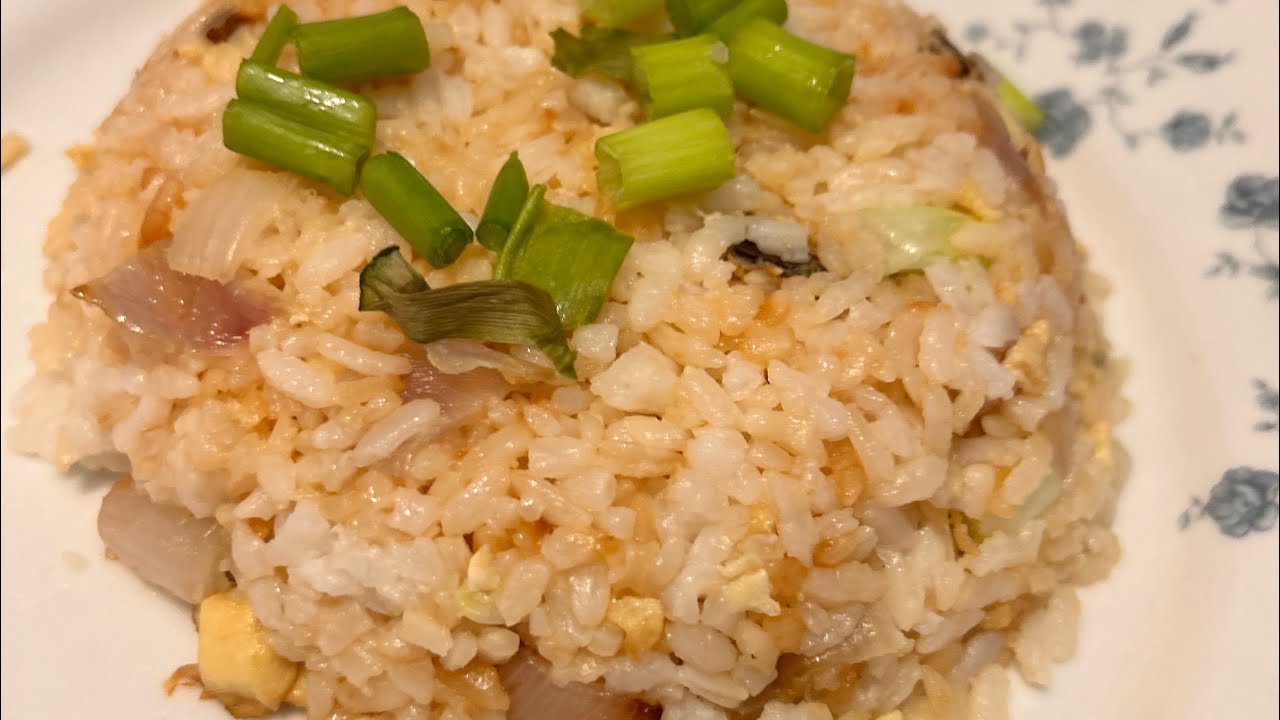Egg fried rice - YouTube
