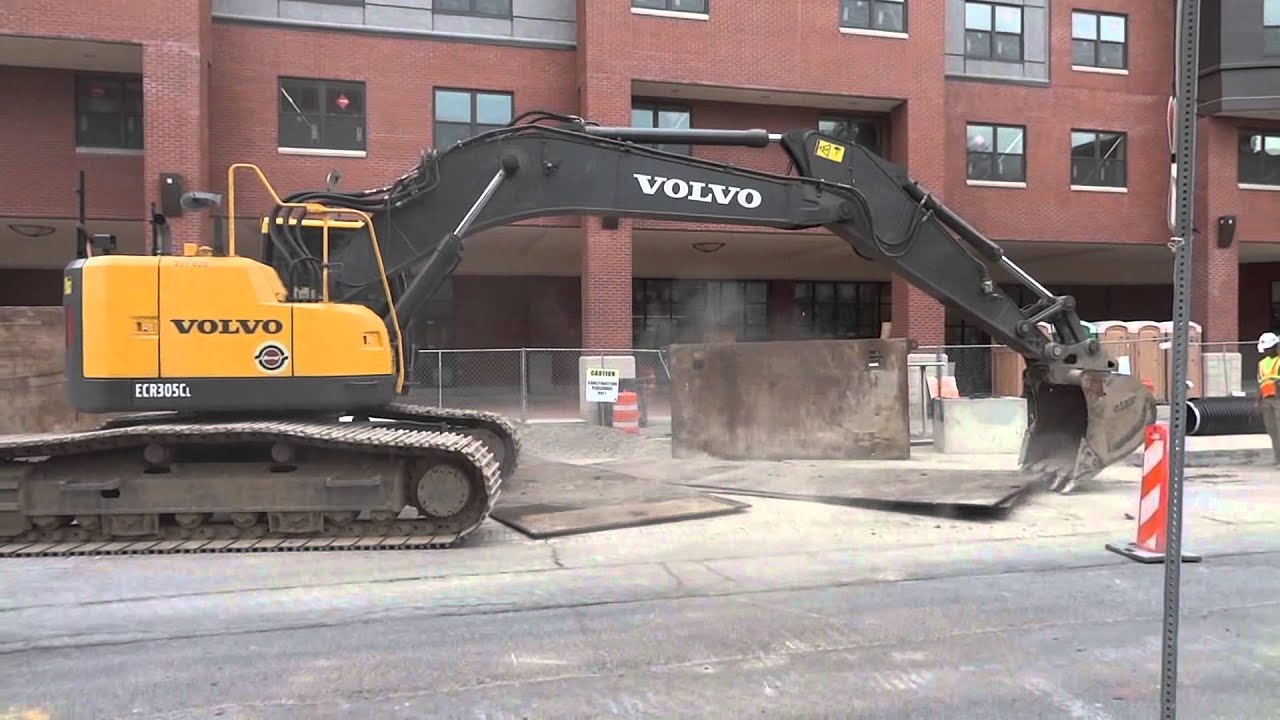 Barrett Paving - Sewer Installation Armory Square, Syracuse NY - YouTube