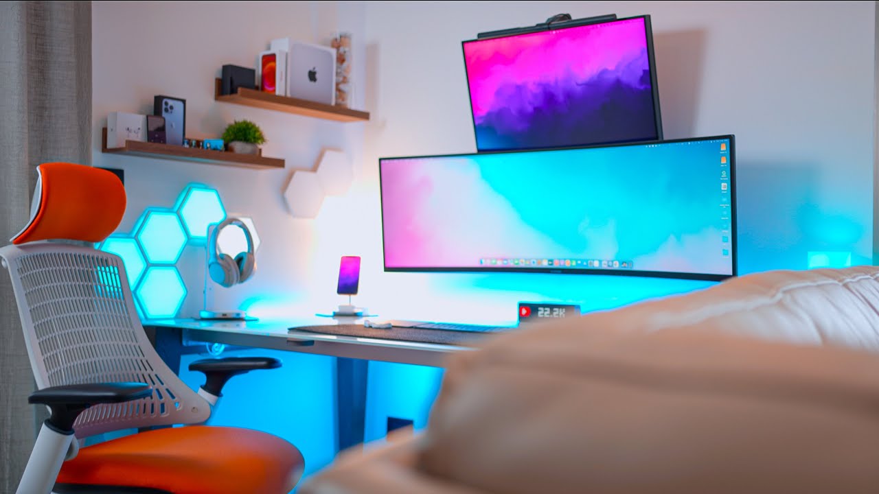 Neat Desk Setup (2022) - YouTube