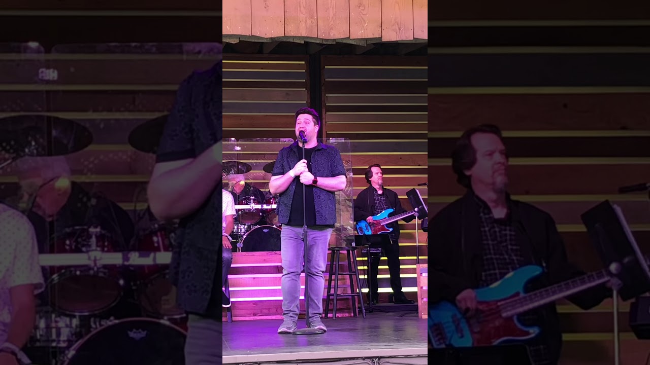 LIVE MUSIC! Josh Davis singing Rascal Flatts #shorts - YouTube
