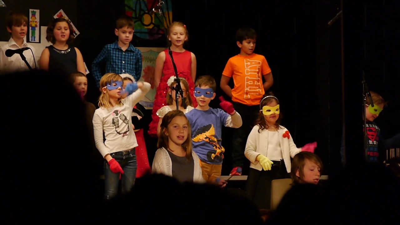 Yonatan - Christmas concert - Ecole Howden - YouTube