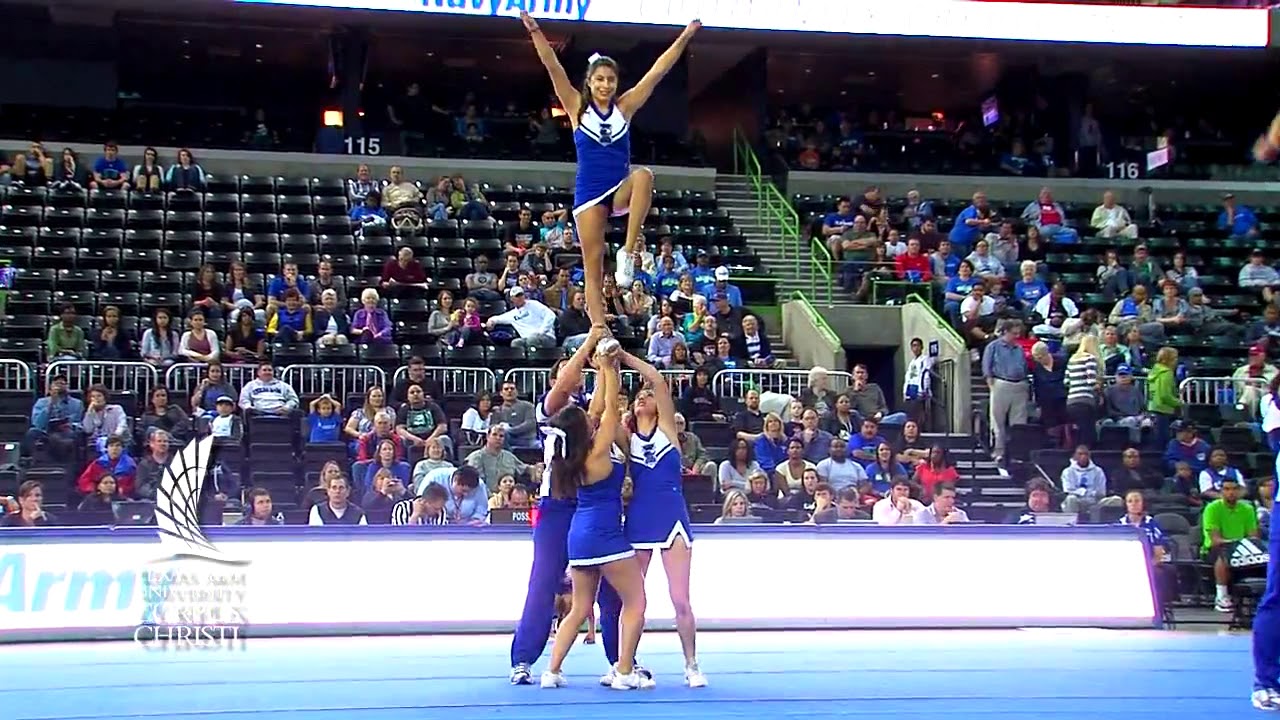 TAMUCC Cheer and Dance at Homecoming 2012 - YouTube