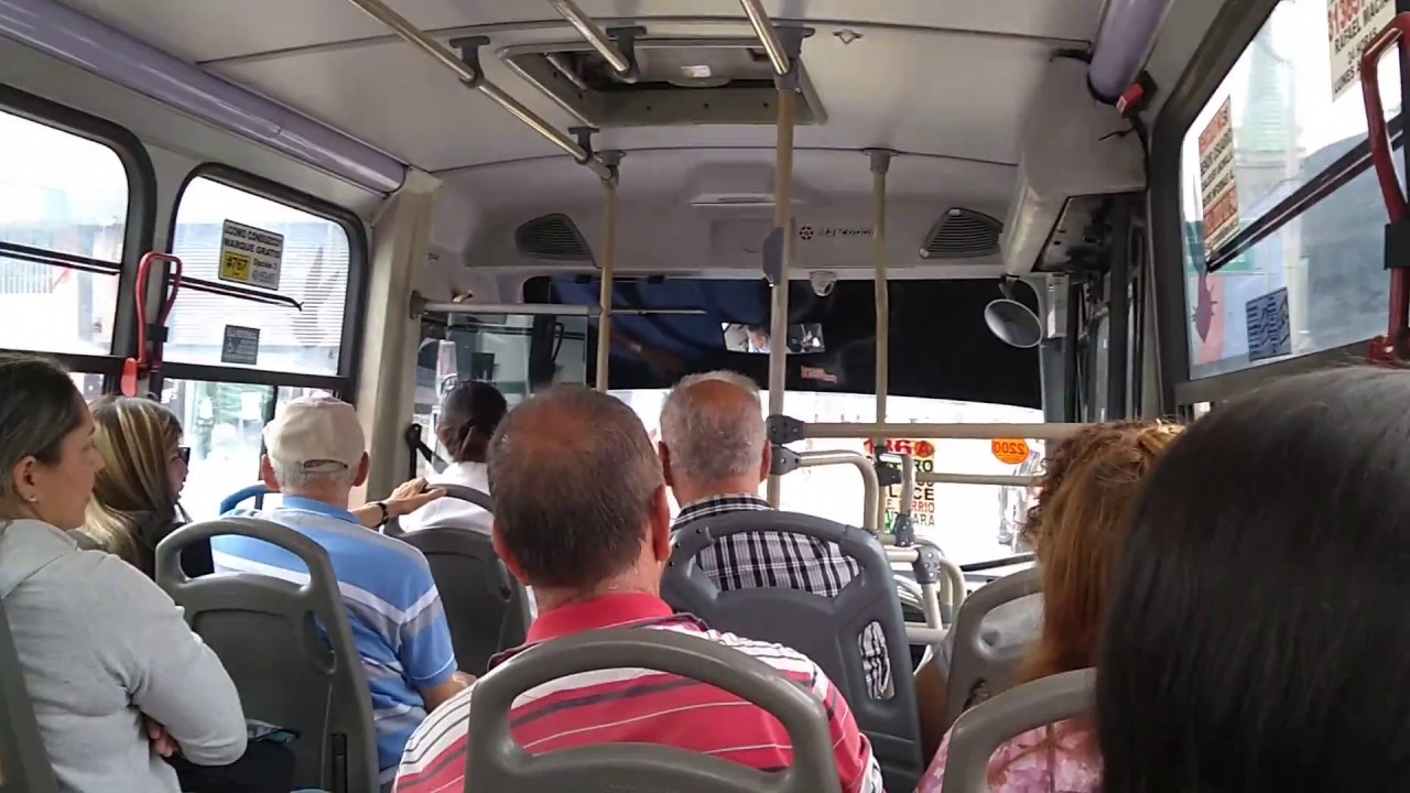 Si quieres conocer al pueblo colombiano, súbete en una buseta del ...
