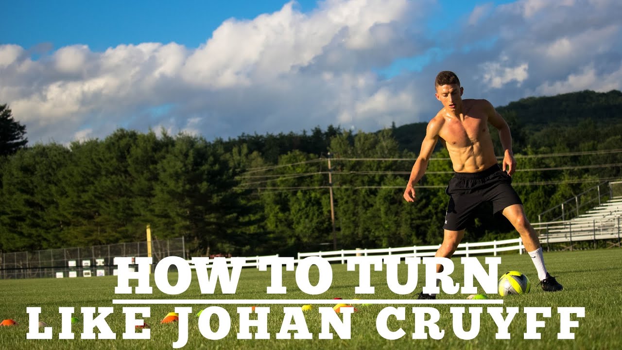 How to do a Cruyff Turn - YouTube