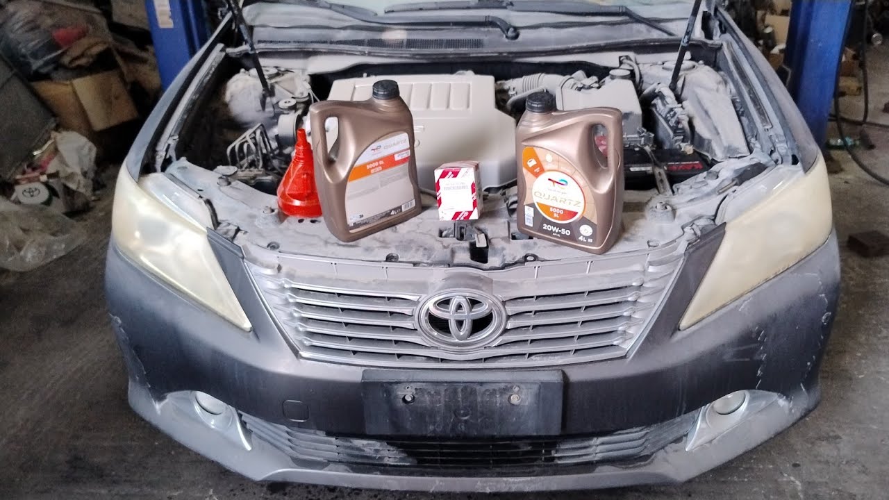 toyota aurion touring oil and filter replacement - YouTube