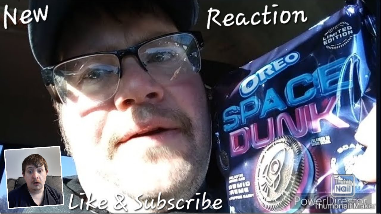[Reaction] Oreo Limited Edition Space Dunk Cookie Review - YouTube