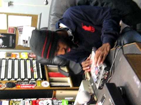 Live set with Dibia$e on illphonics KSJS - YouTube