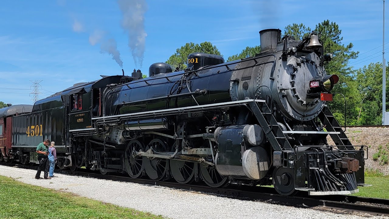 TVRM 6/11/22 Ft. SOU 4501 on board + cab ride - YouTube