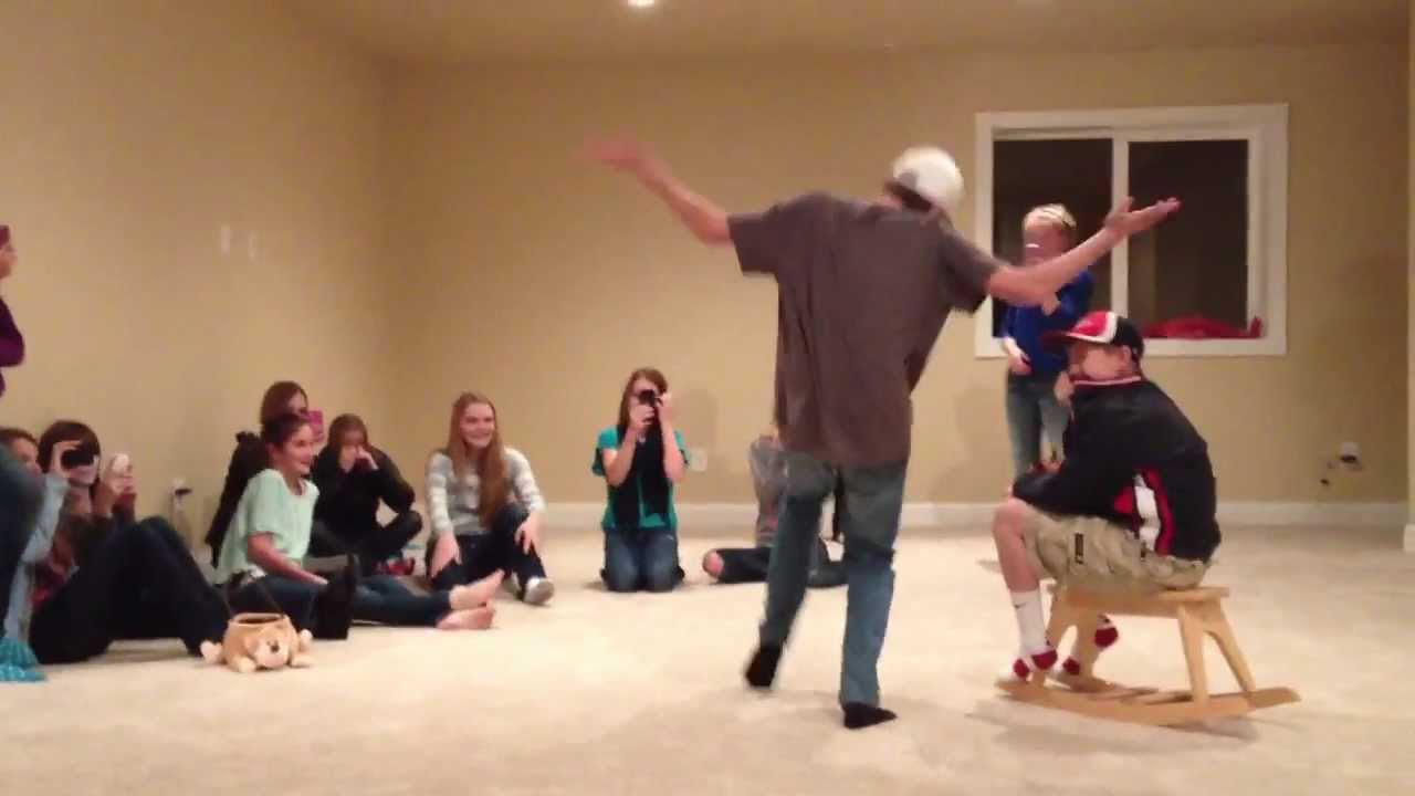 Tybo Dances - YouTube