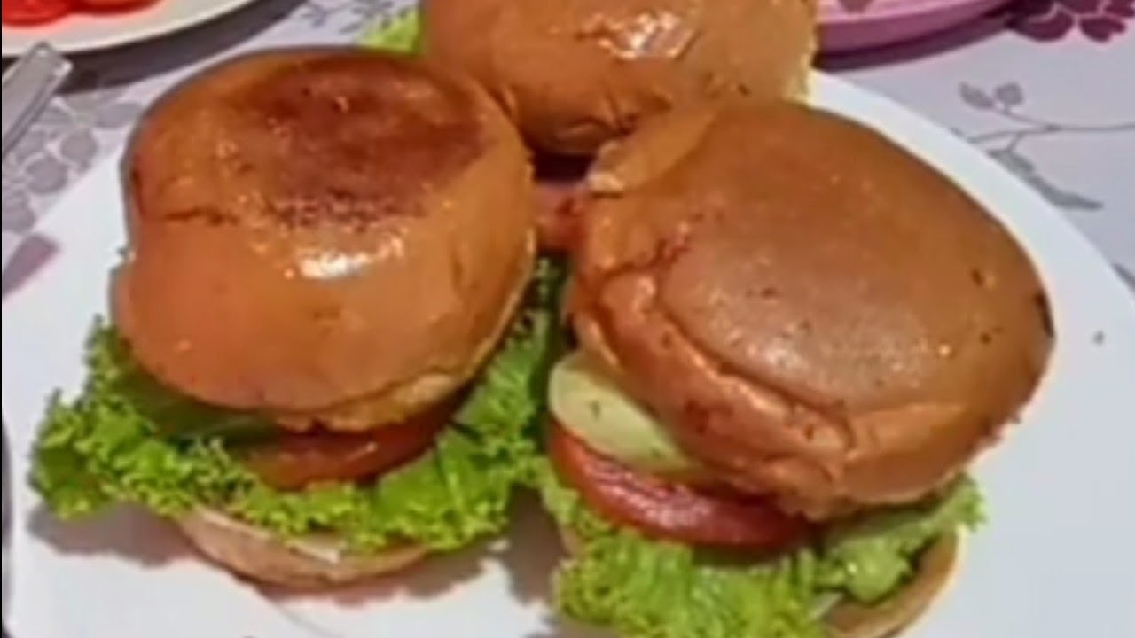 Cara mudah banget bikin Burger rumahan - YouTube