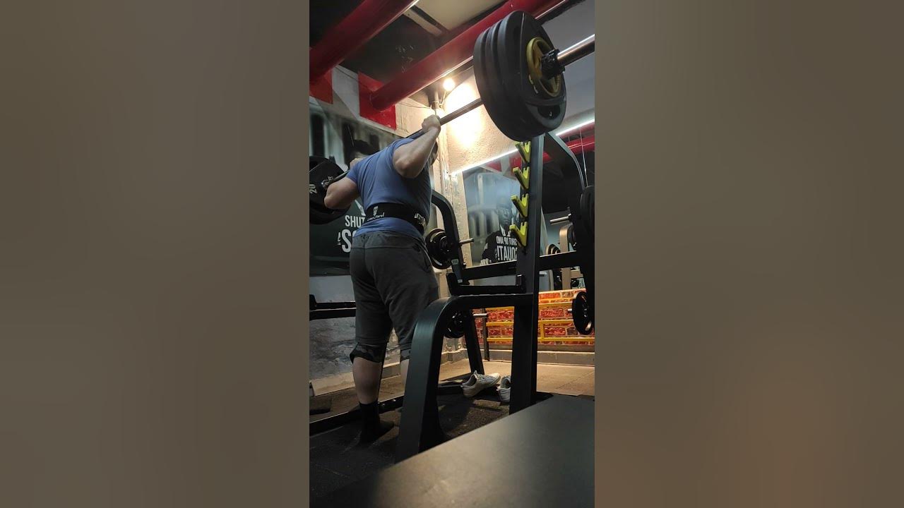 142.5kg x 1 Squat 1. Set - YouTube