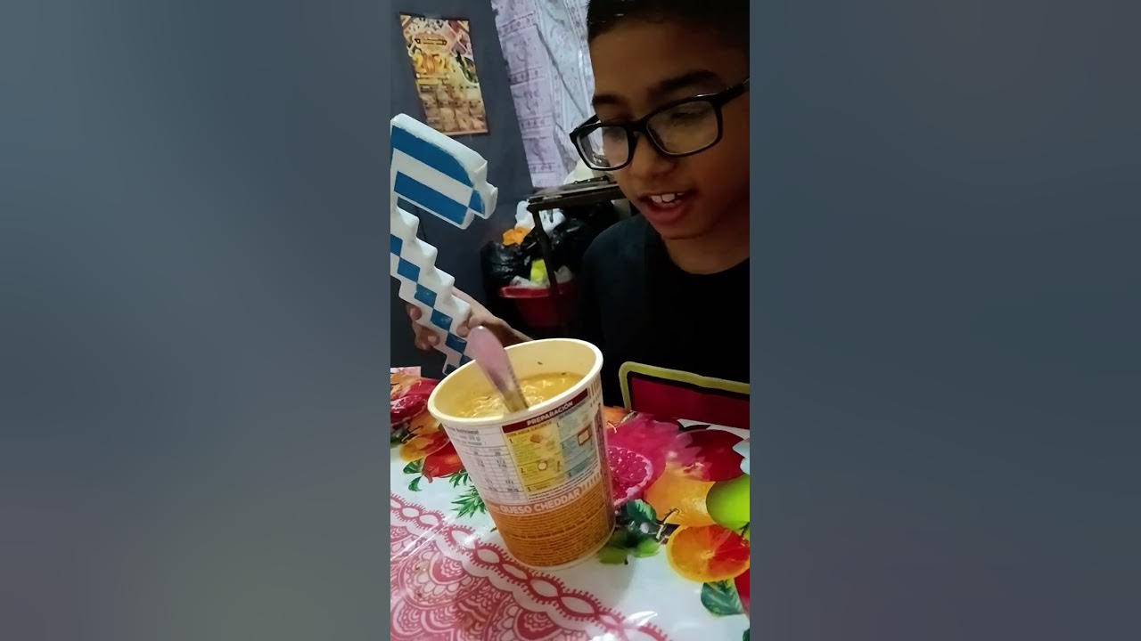 probando la sopa cup noobeles y mi - YouTube