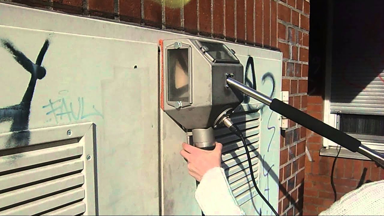 graffiti removal on plastic - YouTube