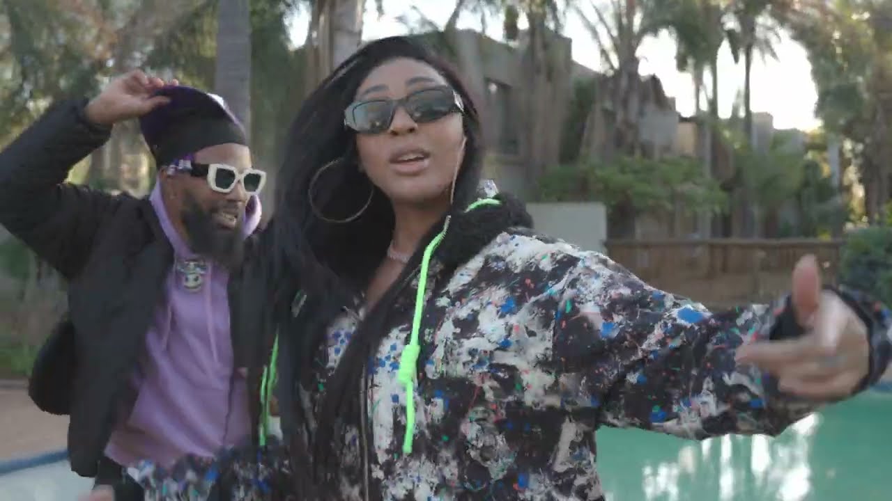 @Phantom Steeze , Sjava - Zonke Ft. @Nadia Nakai - YouTube