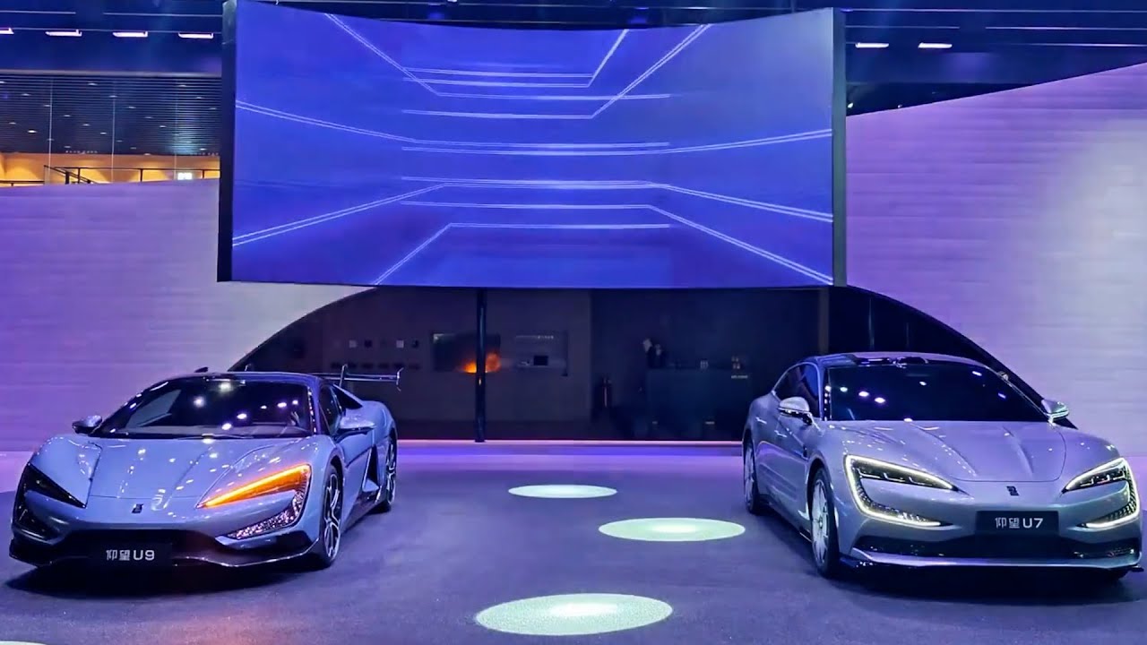 BYD Yangwang U9 Stage Dance Function Demonstration - YouTube